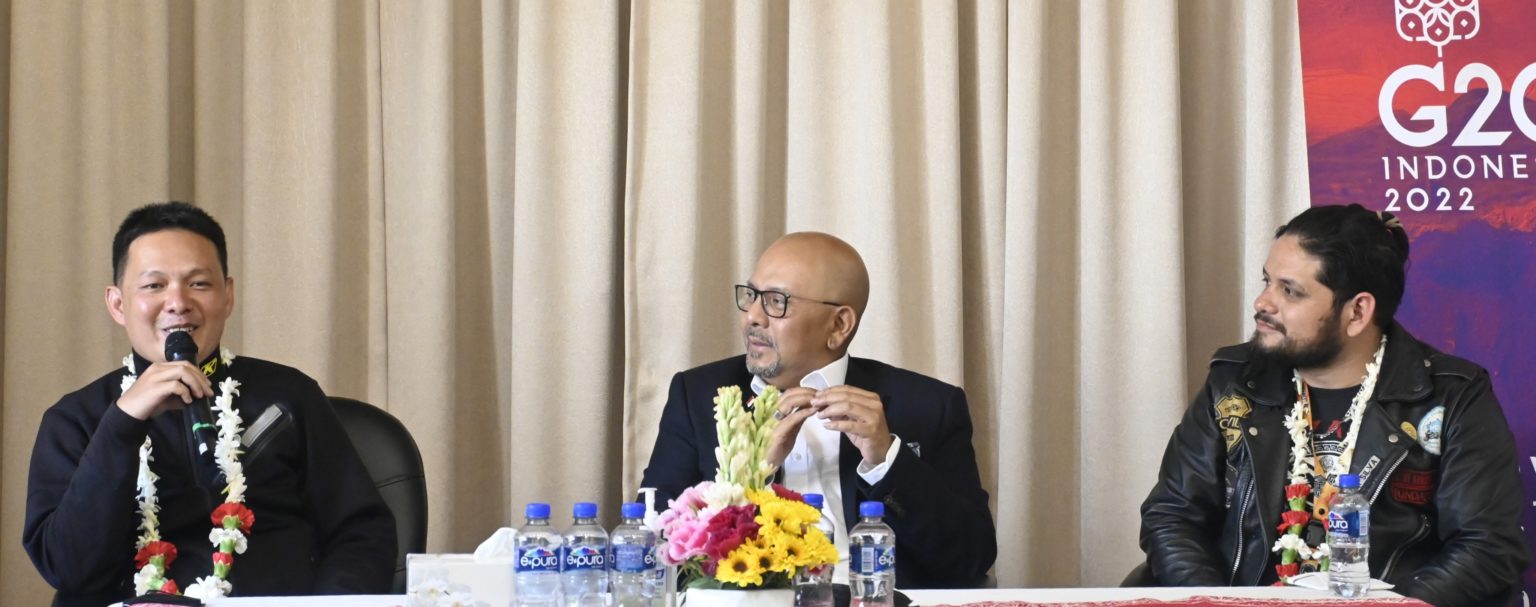 Pemotor Indonesia, Mario Iroth, Tiba di KBRI Mexico City - Surat Dunia