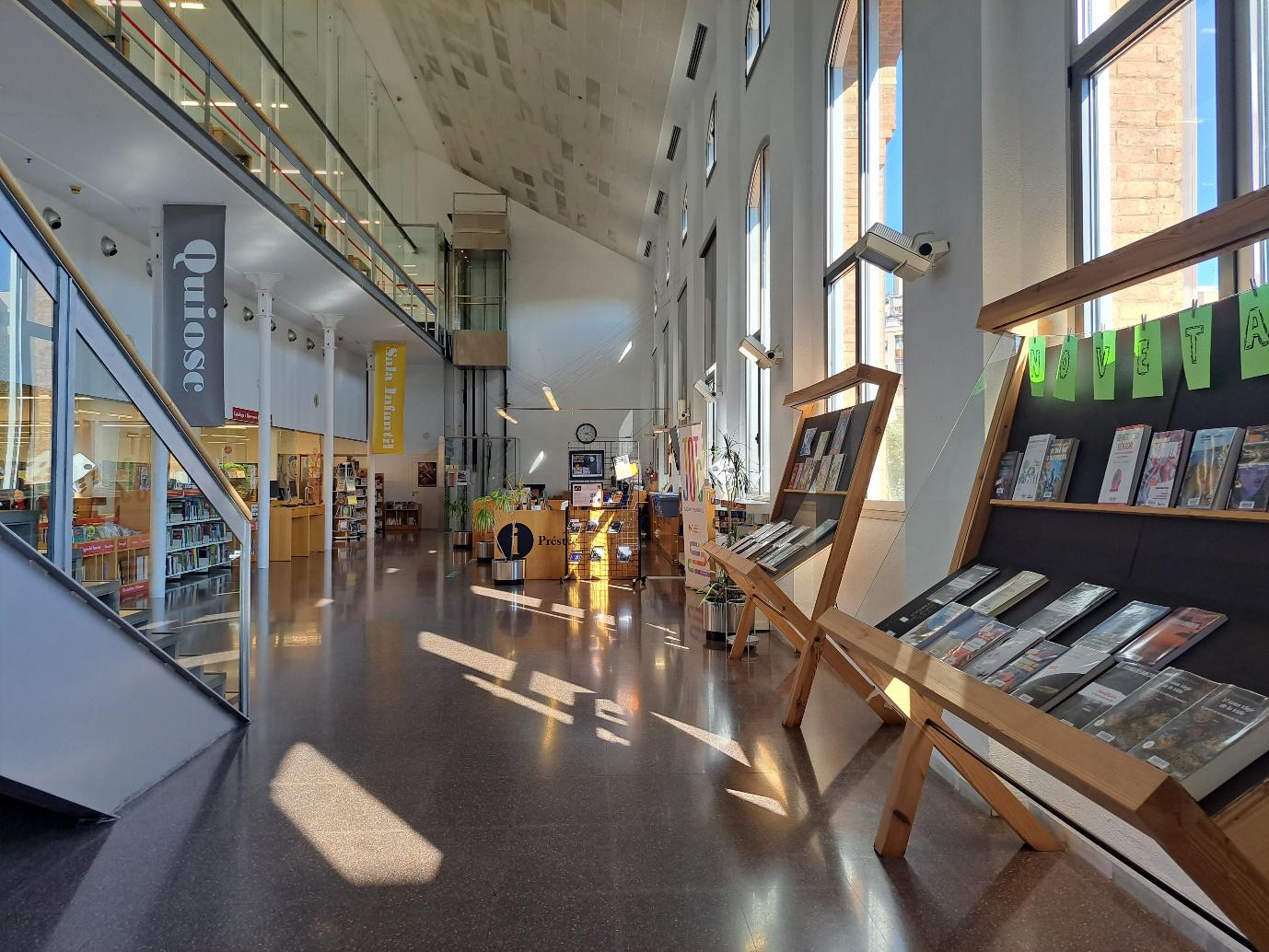 Library Sebagai Bagian Membangun Generasi Dengan Literasi - Surat Dunia